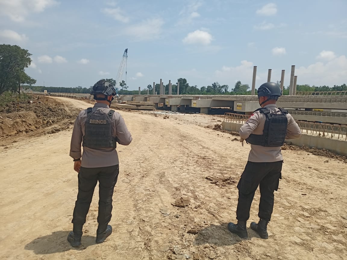 Brimob Kaltim Amankan Pembangunan IKN Nusantara – Insight Kaltim